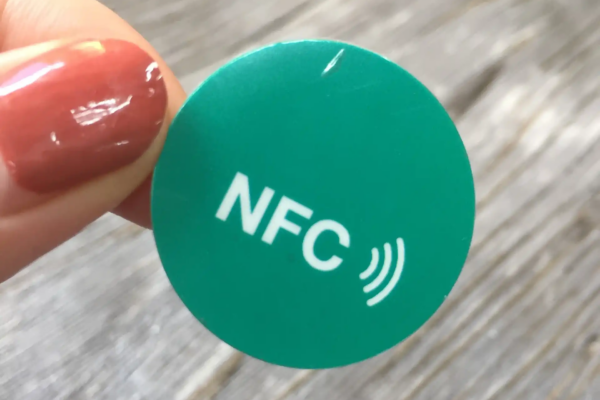 NFC Stickers，NFC Tags-How does NFC Work?